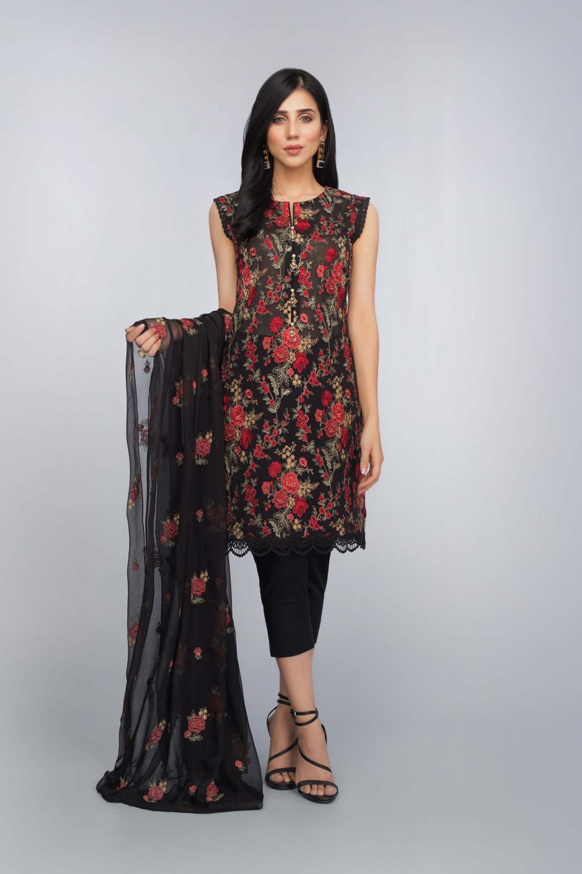 Buy Online Bareeze Lawn 2018 Unstitched Lawn Suit – Online Shopping in ...