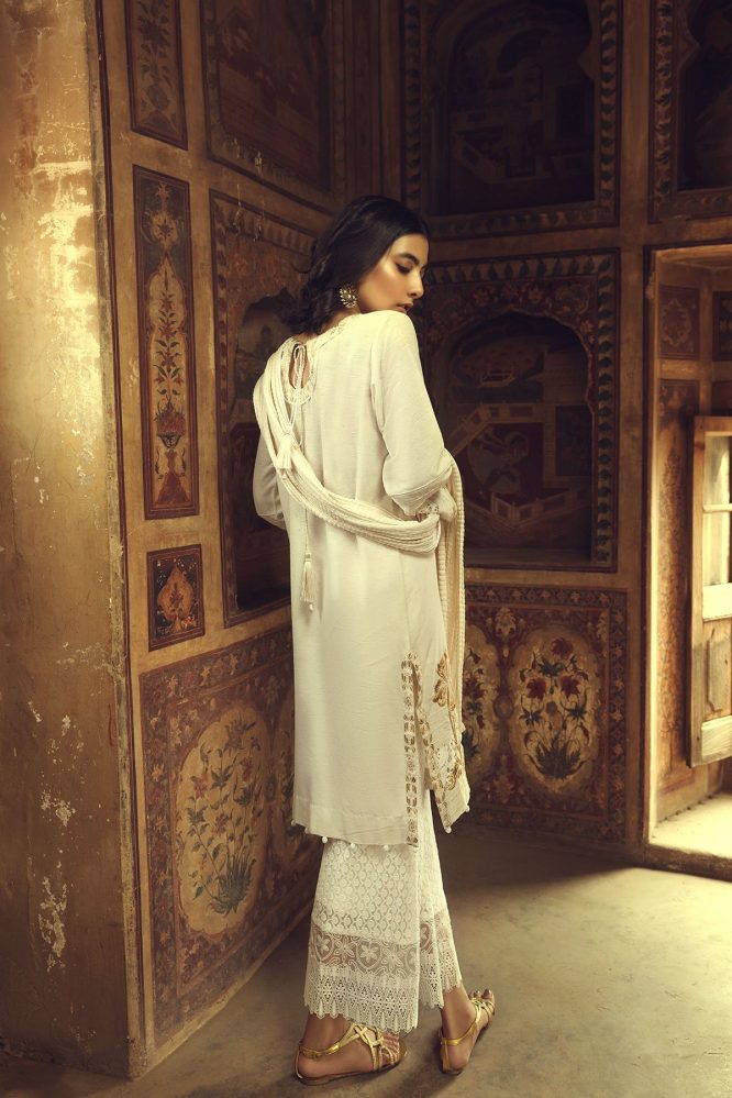 Beautiful off white three piece Pakistani silk suit by Ammara Khan ...