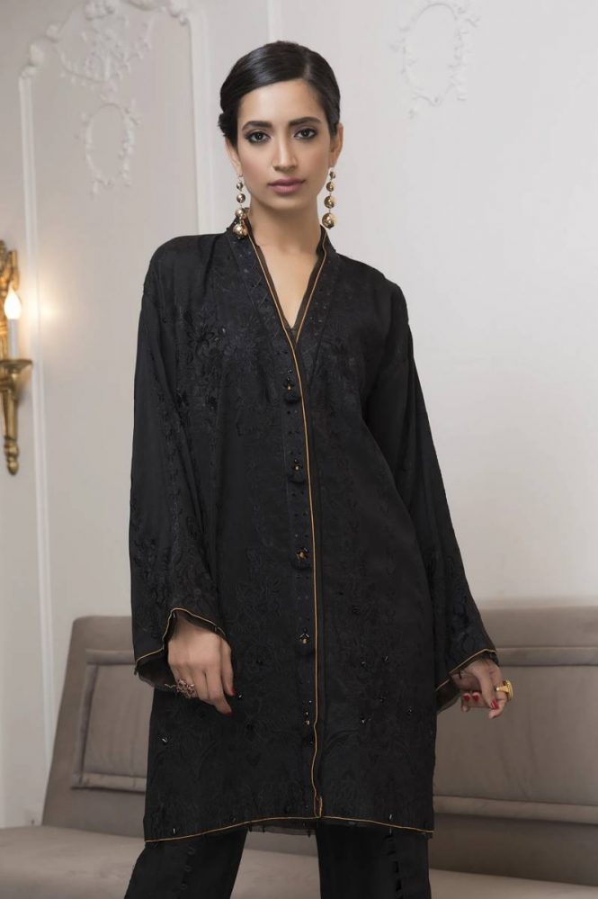 13 Must Buy Pakistani Winter Suits For Winter Season – Online Shopping ...