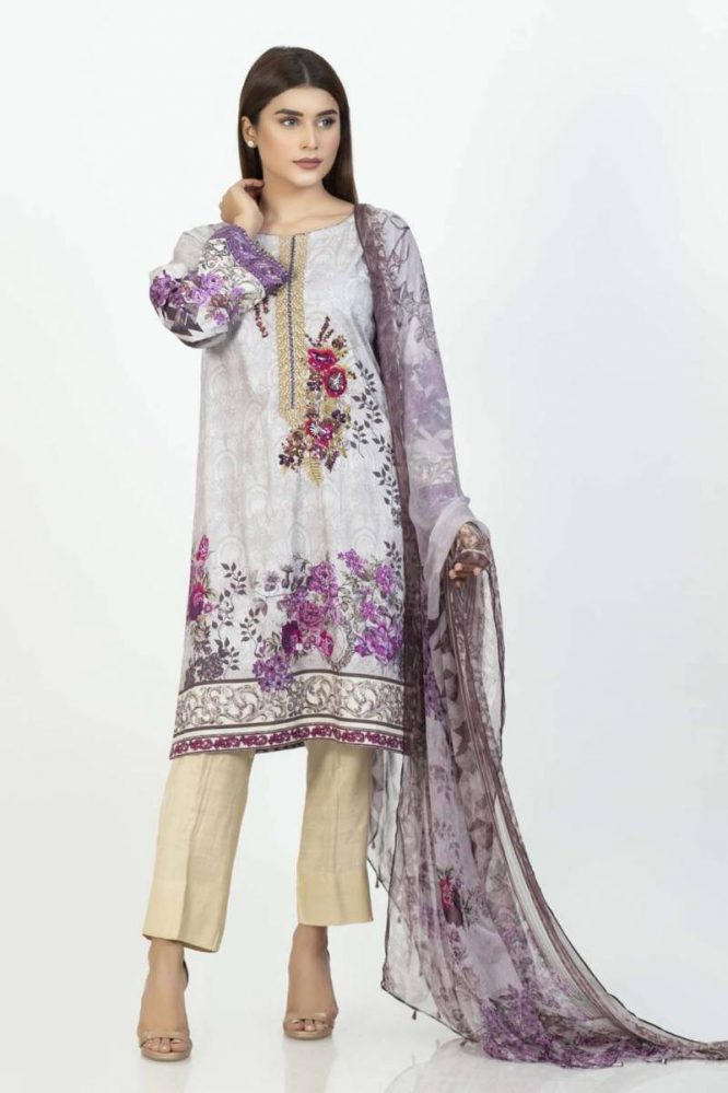 13 Must Buy Pakistani Winter Suits For Winter Season – Online Shopping ...